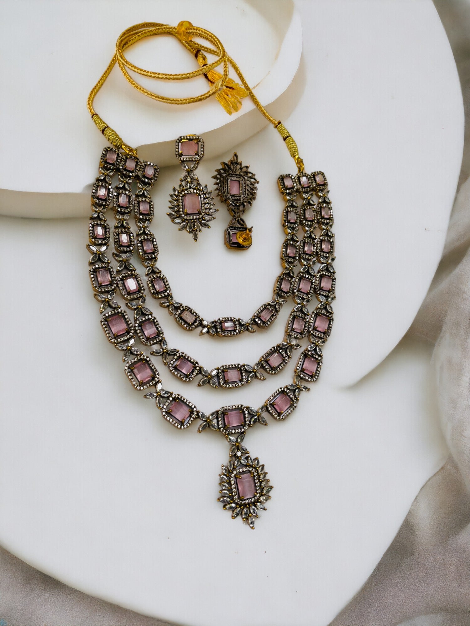 Nivi Pink Necklace Set – SumehaBling